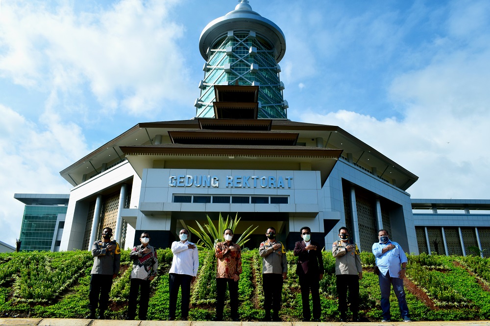 Gedung-Rektorat-Untirta | Pendaftaran Mahasiswa